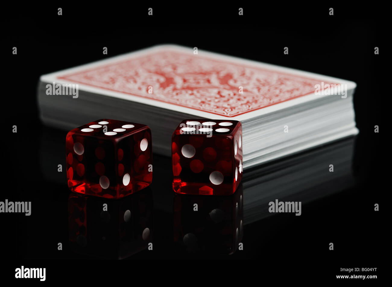 Red cards hi-res stock photography and images - Alamy