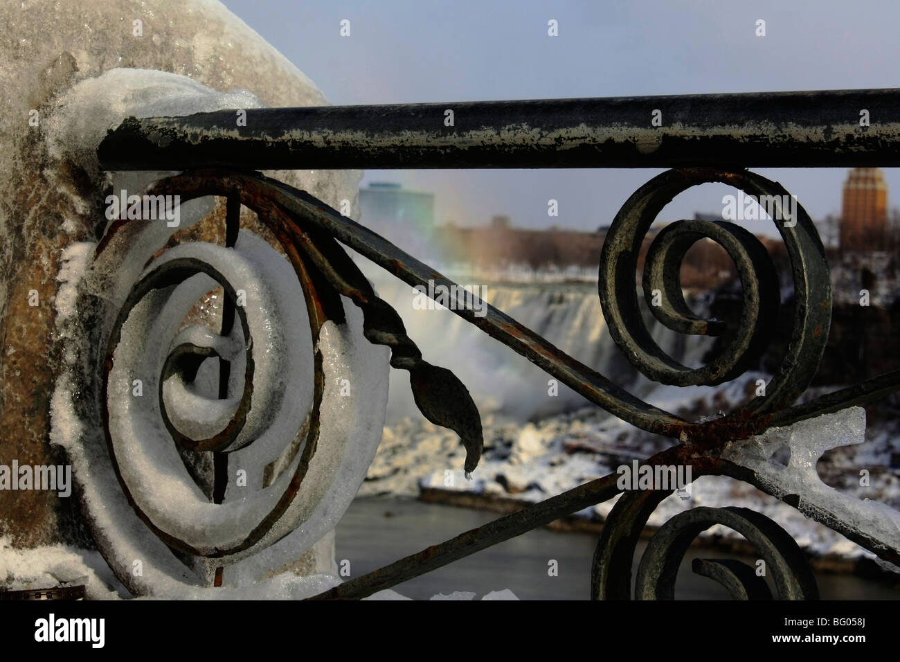 Iron railing hi-res stock photography and images - Alamy