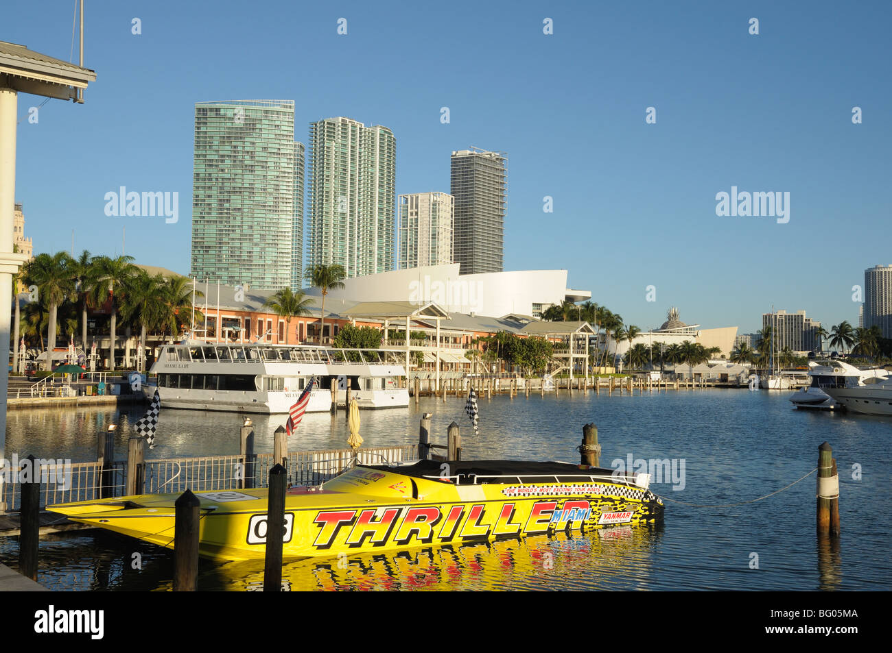 Yellow speedboat at the Bayside Marina, Downtown Miami, Florida USA ...