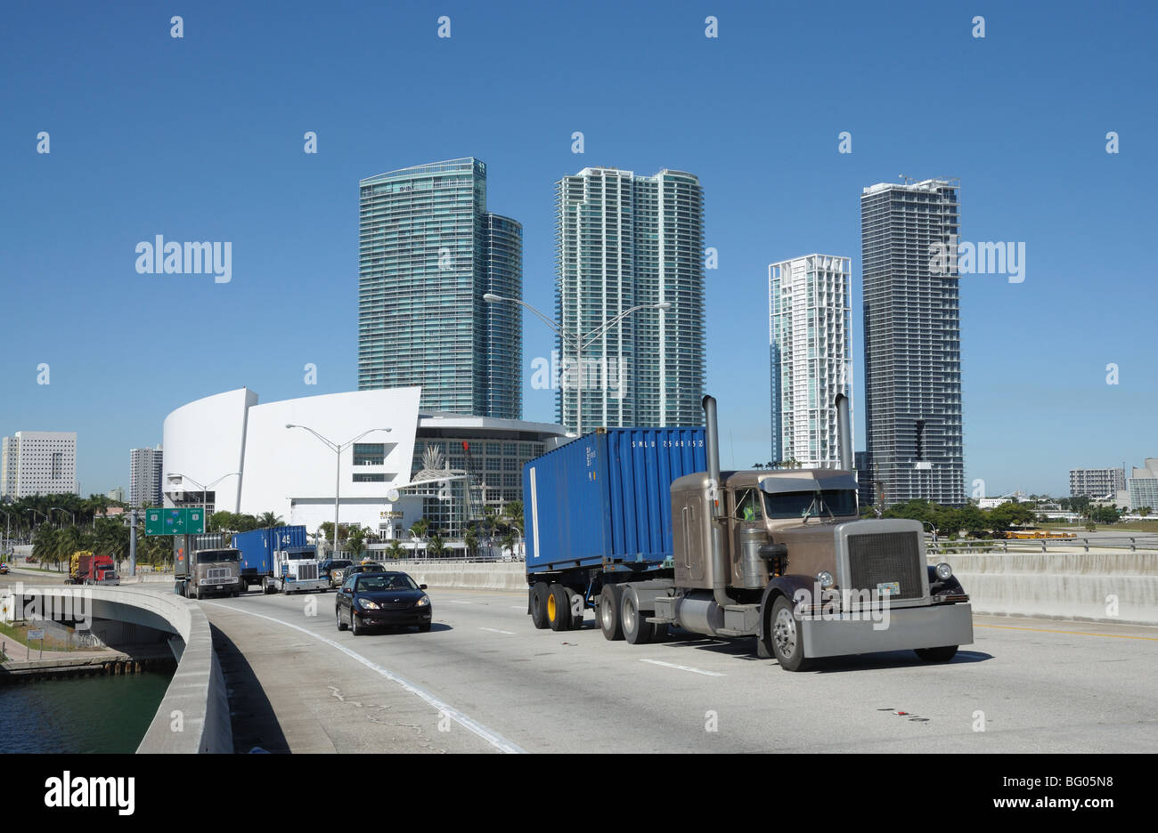 American lorry hi-res stock photography and images - Alamy