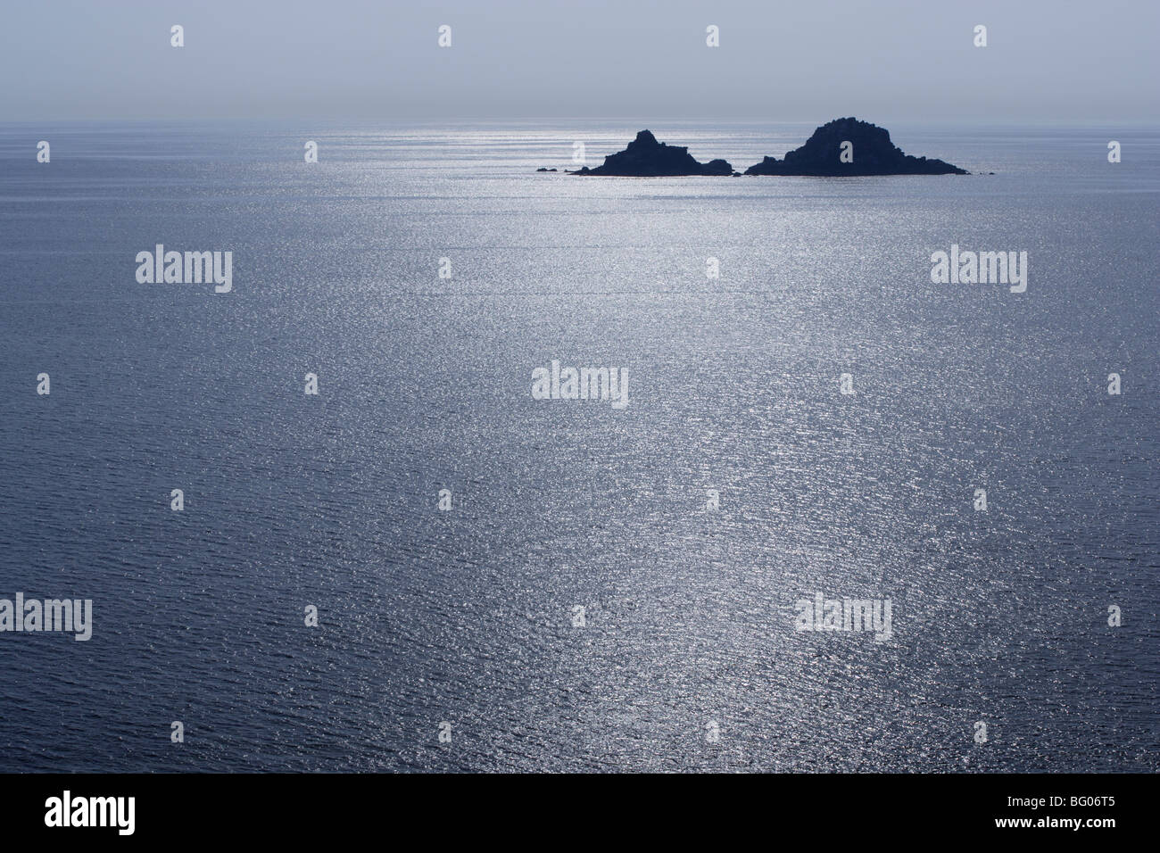 Glimmering sea england hi-res stock photography and images - Alamy
