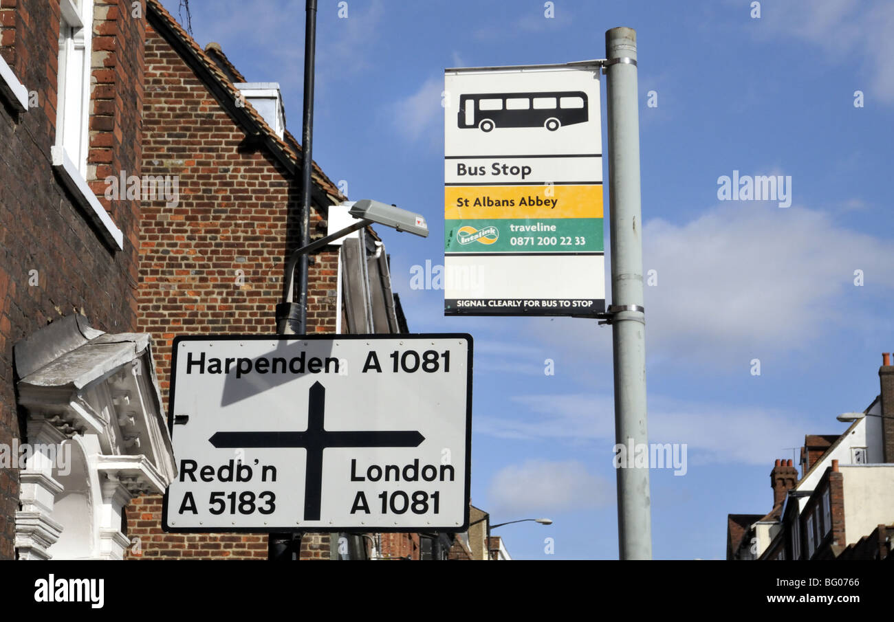 Uk bus stop signs hi-res stock photography and images - Alamy
