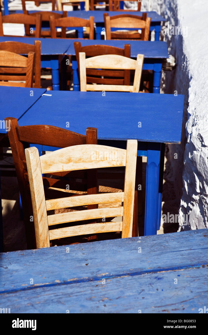 Greek blue table and chairs hi-res stock photography and images - Alamy