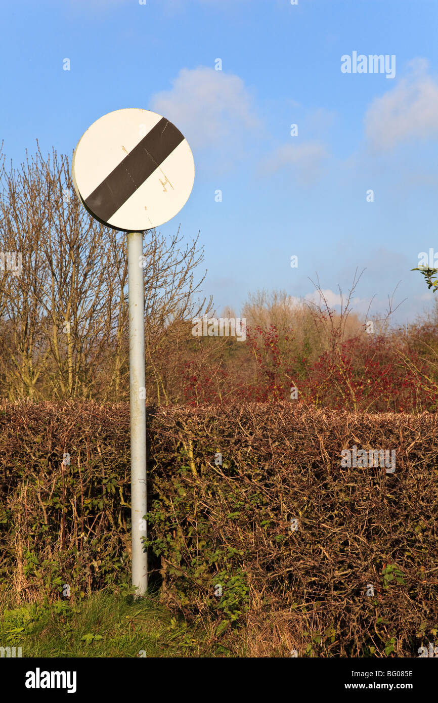 Uk national speed limit sign hi-res stock photography and images - Alamy