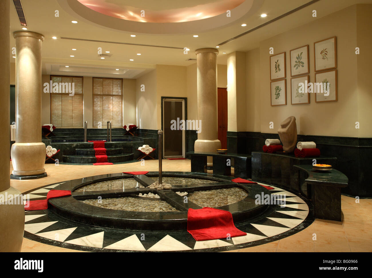 Ananda Spa High Resolution Stock Photography and Images - Alamy