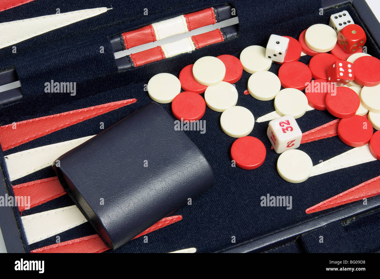 Backgammon Set Stock Photos & Backgammon Set Stock Images - Alamy