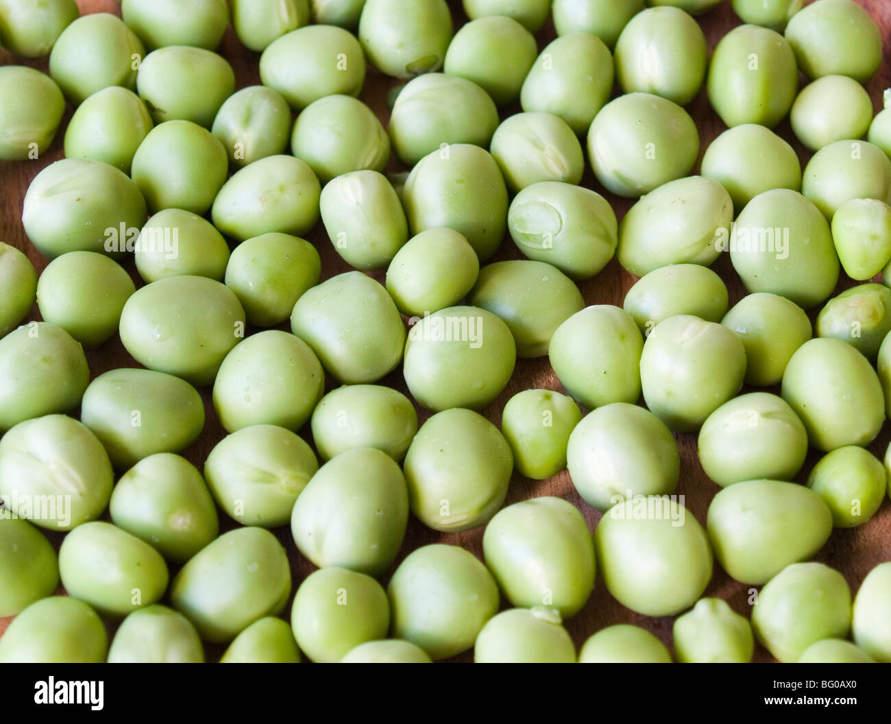 background fresh peas Stock Photo - Alamy