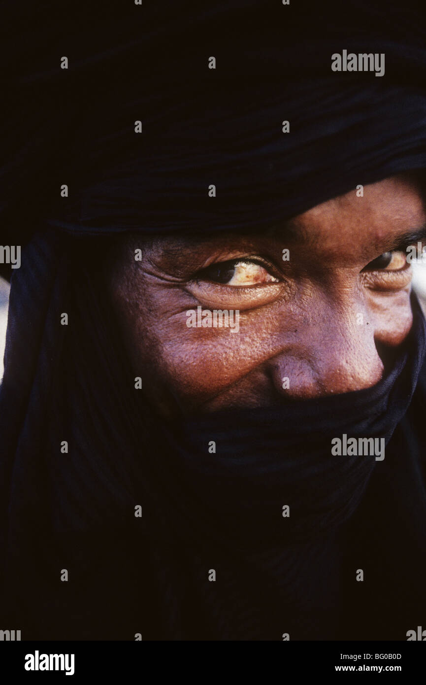 A portrait of a Tuareg man The Tuaregs are nomadic people, the ...