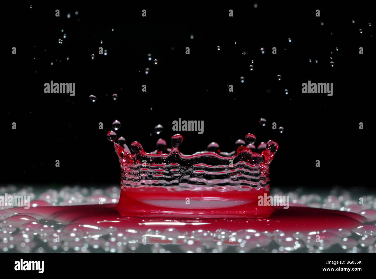 Water drop splash shallow hi-res stock photography and images - Alamy