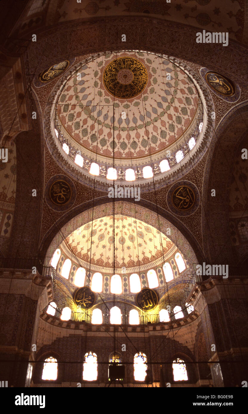 New Mosque Interior Istanbul Stock Photo - Alamy
