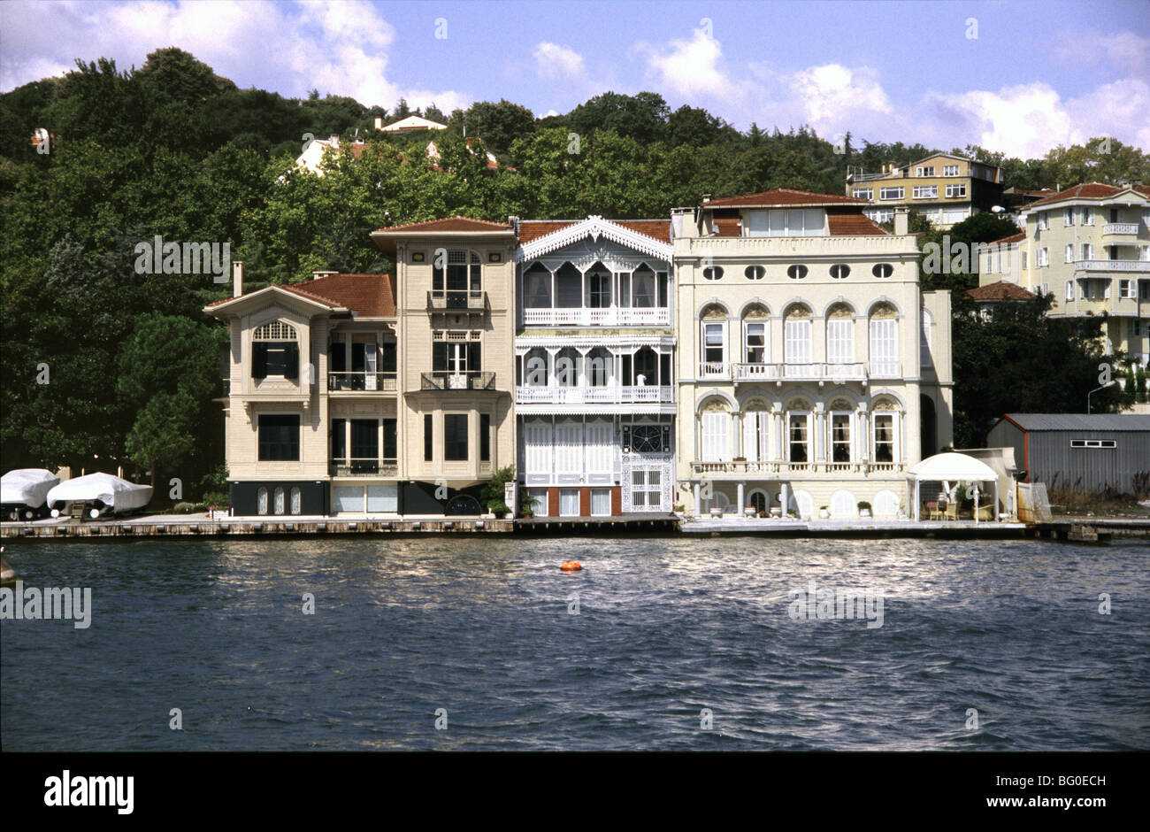 Villas bosphorus hi-res stock photography and images - Alamy