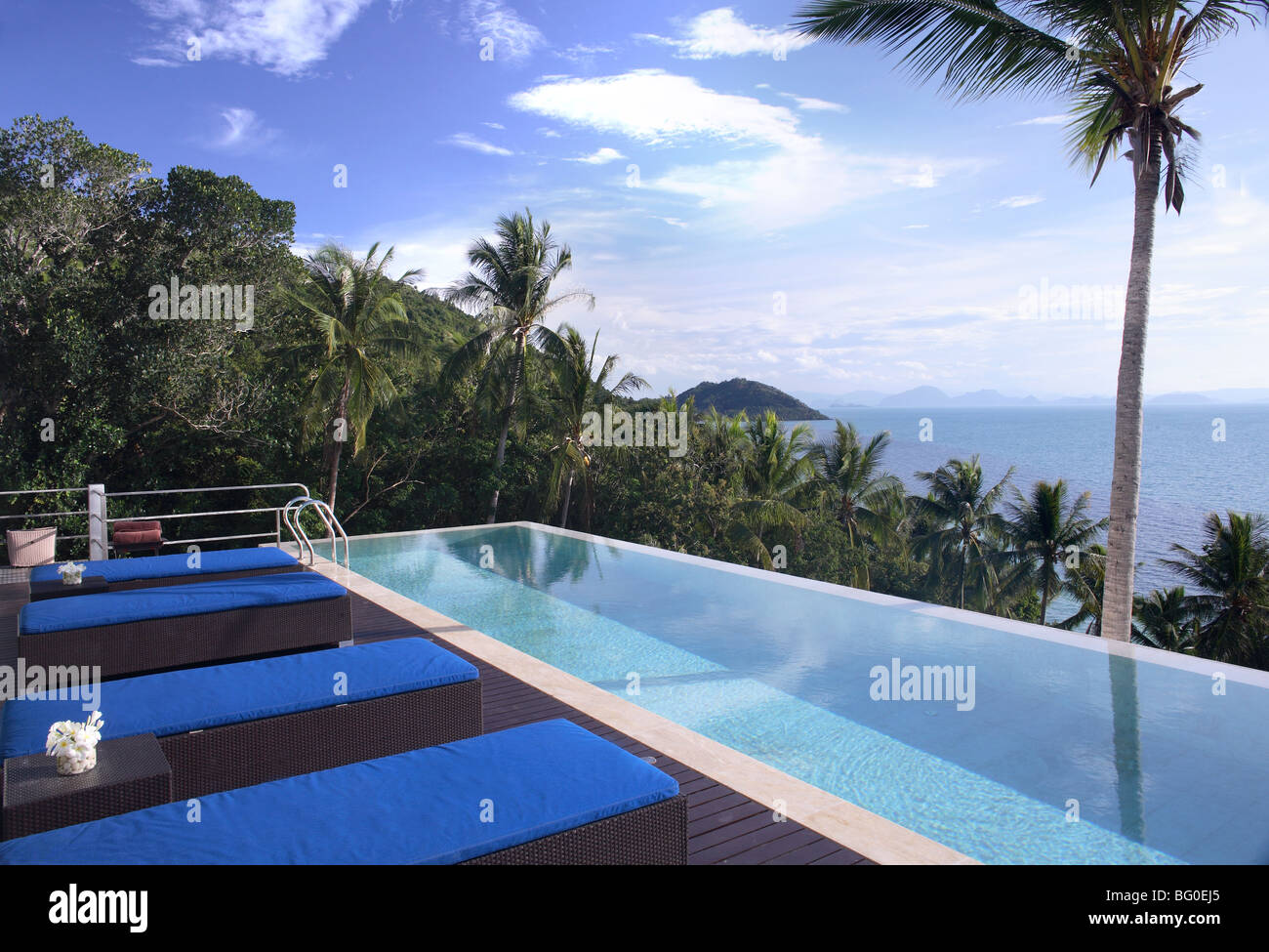 Pool by the sea in Koh Samui, Thailand, Southeast Asia, Asia Stock Photo - Alamy