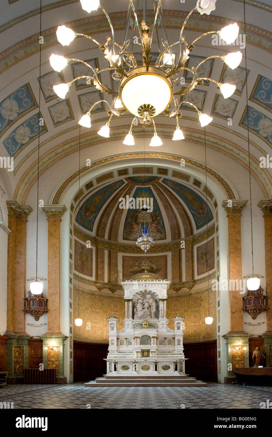 Altar designed by Joseph-Ferdinand Peachy in the nave of the chapel of ...
