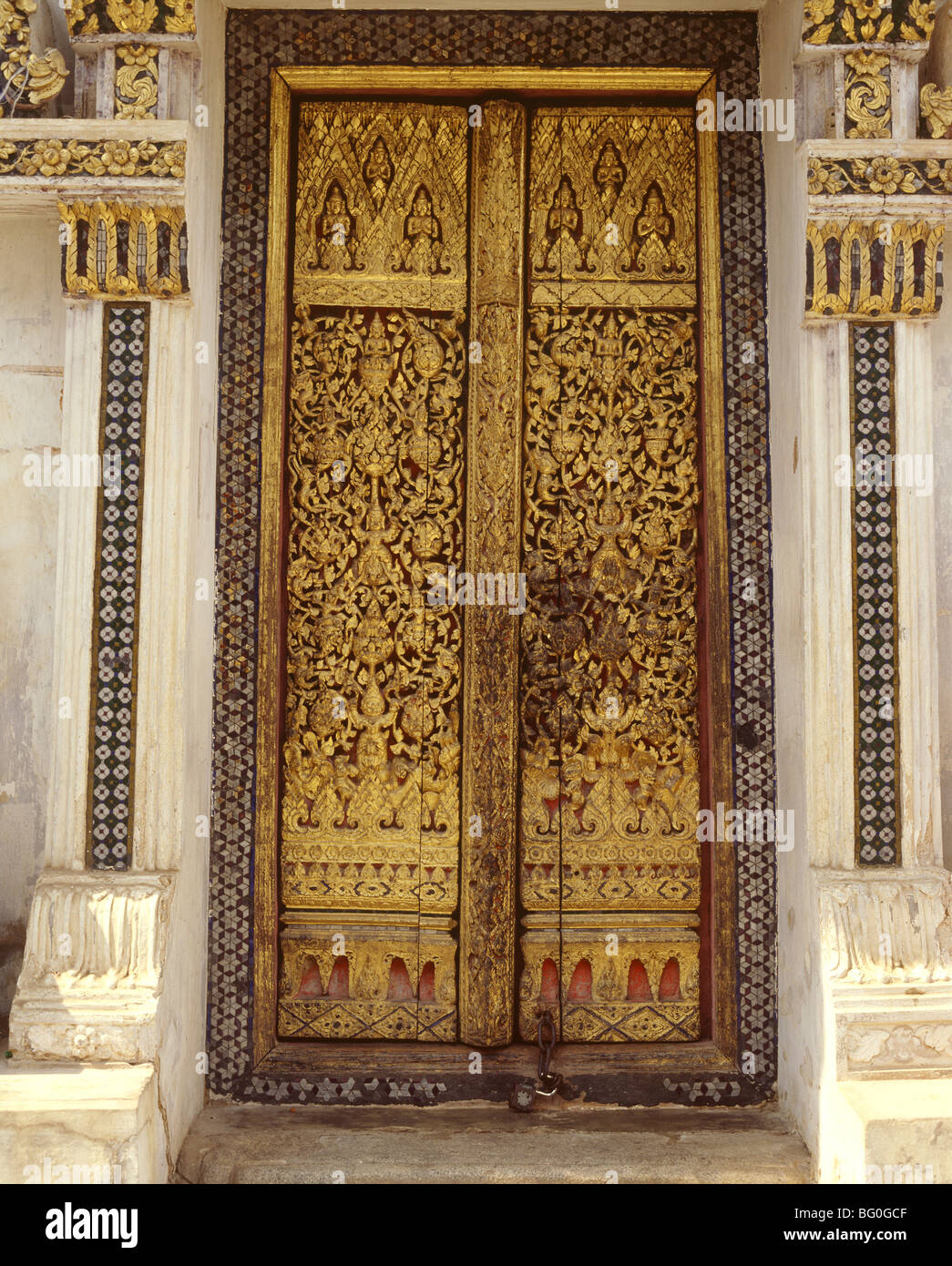 Carved and gilded wooden door at Wat Na Phra Men, Ayutthaya, Thailand ...