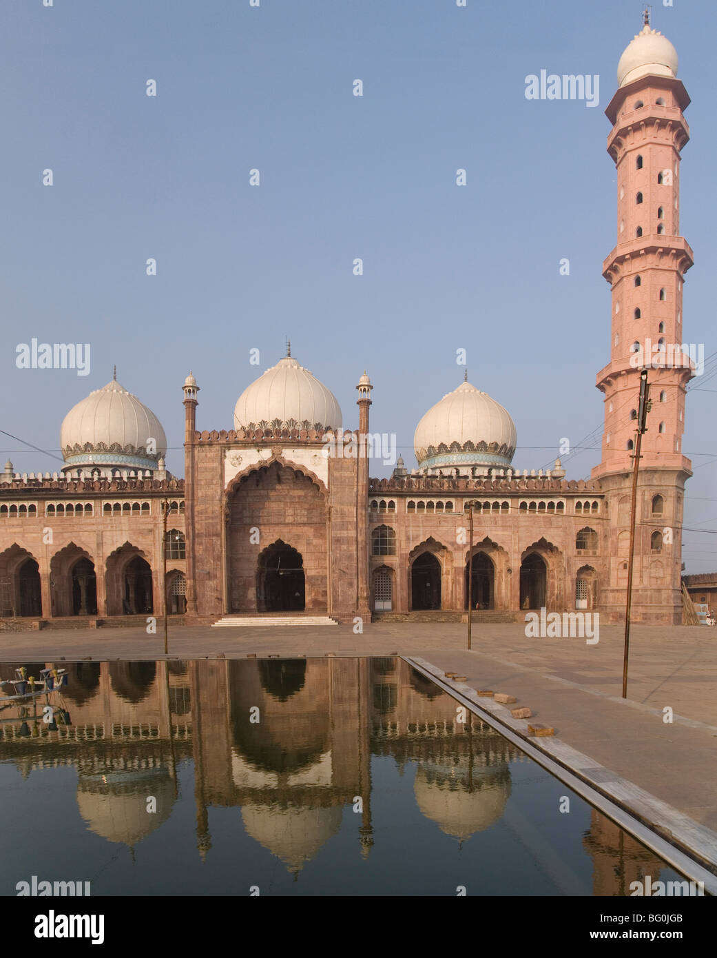 Taj ul masjid hi-res stock photography and images - Alamy