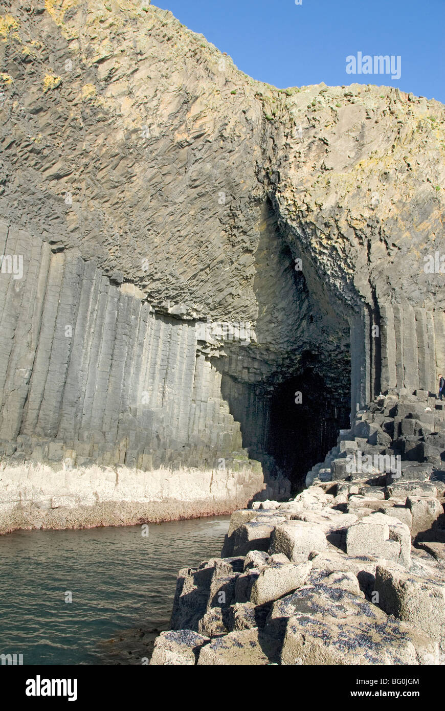 Caves of staffa High Resolution Stock Photography and Images - Alamy