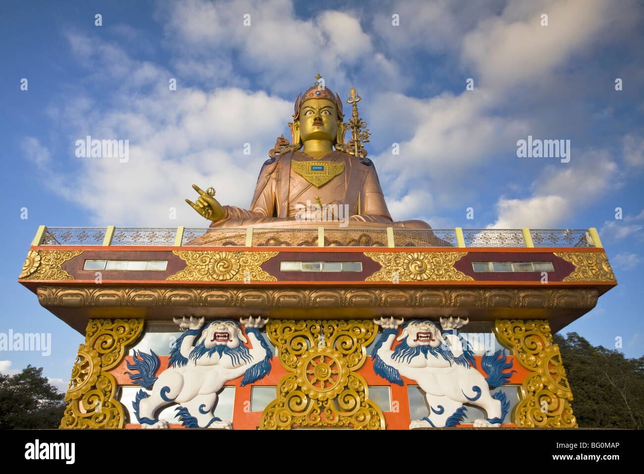 Padmasambhava statue samdruptse namchi sikkim hi-res stock photography ...