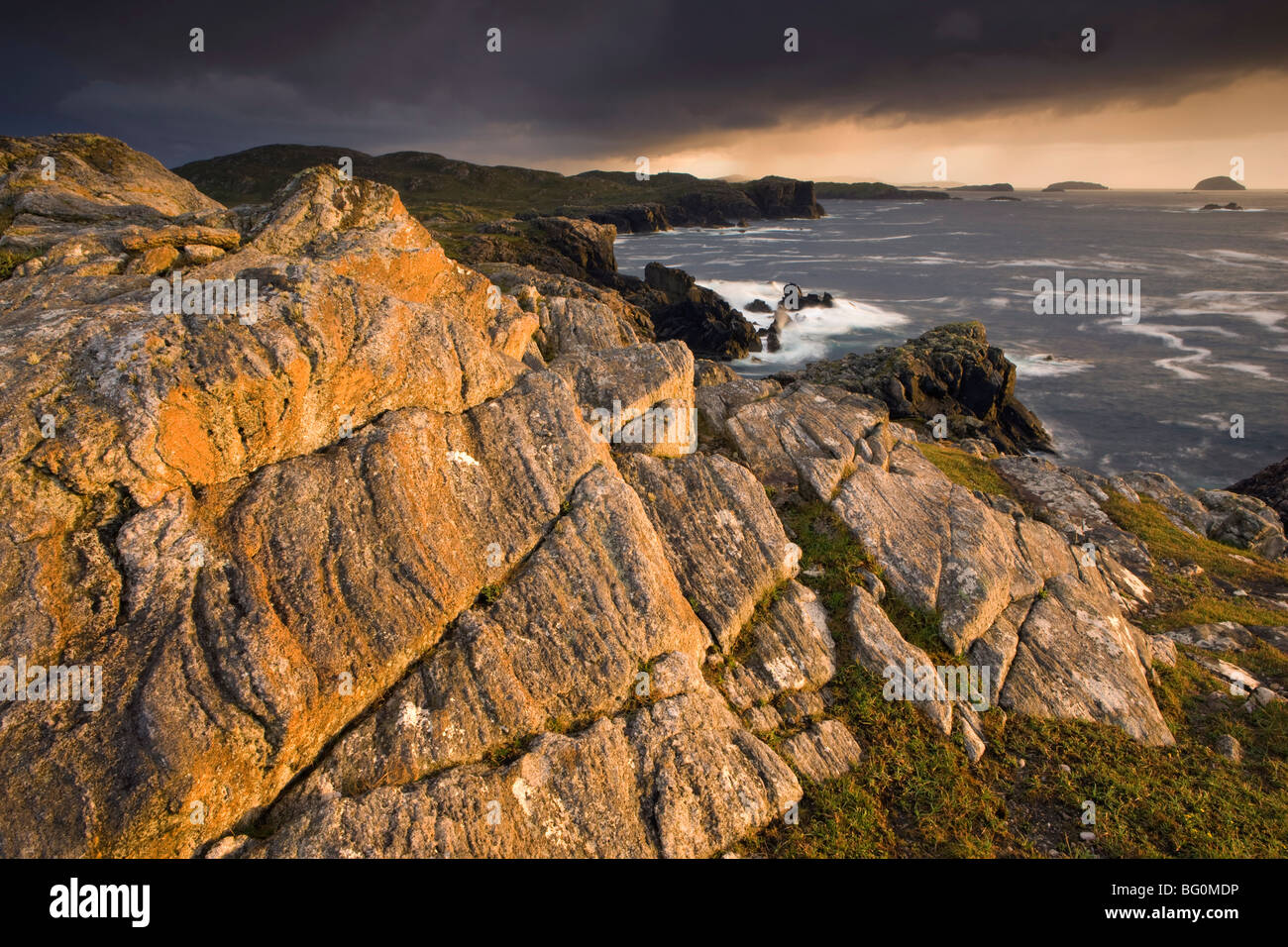 Stormy evening view along the rugged Atlantic coast near Carloway, Isle ...