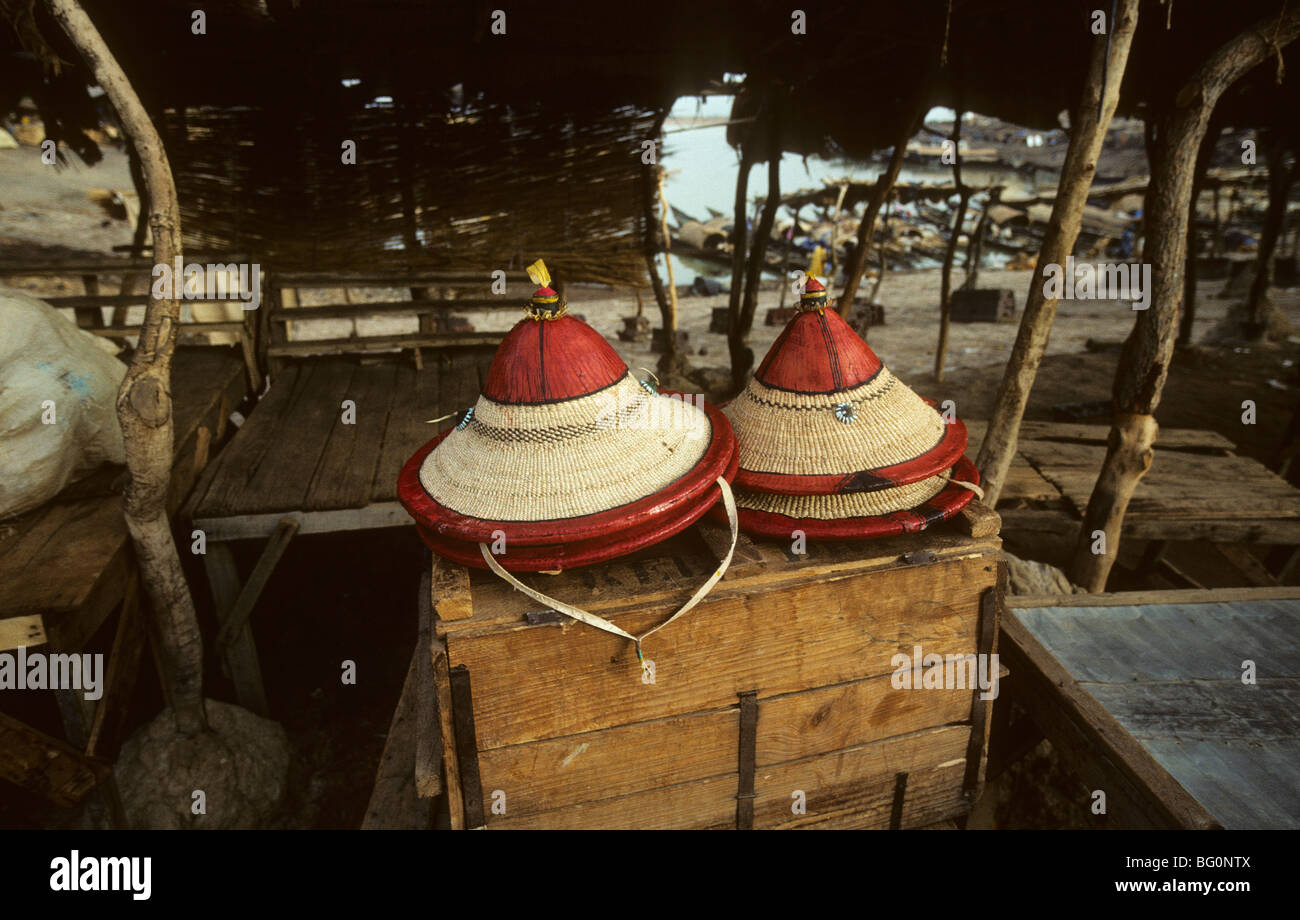 Wodaabe hats hi-res stock photography and images - Alamy