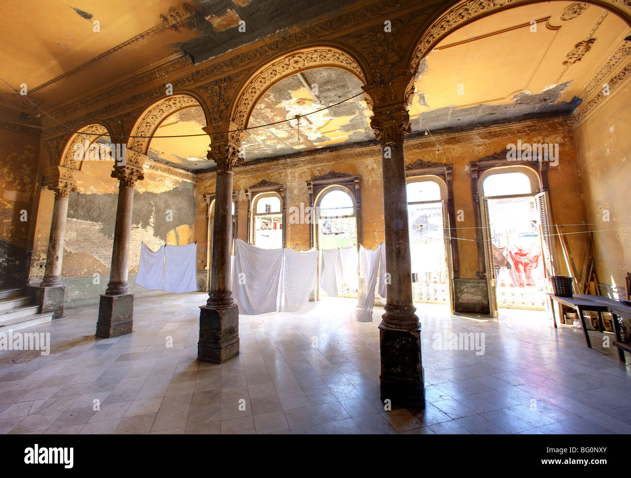 Grand cuban architecture hi-res stock photography and images - Alamy
