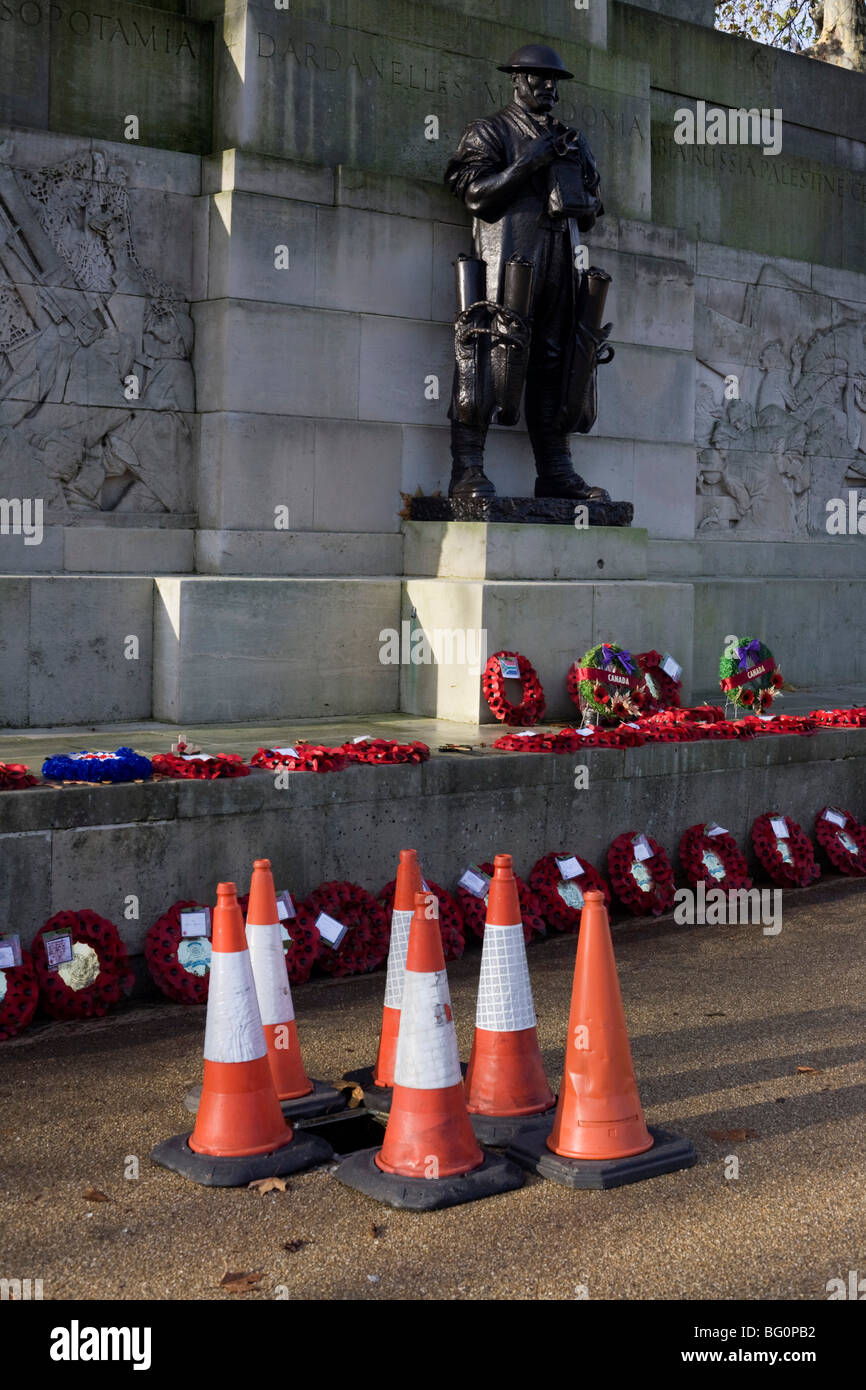 Bronze statue of soldier commemorating First World War battles on the ...