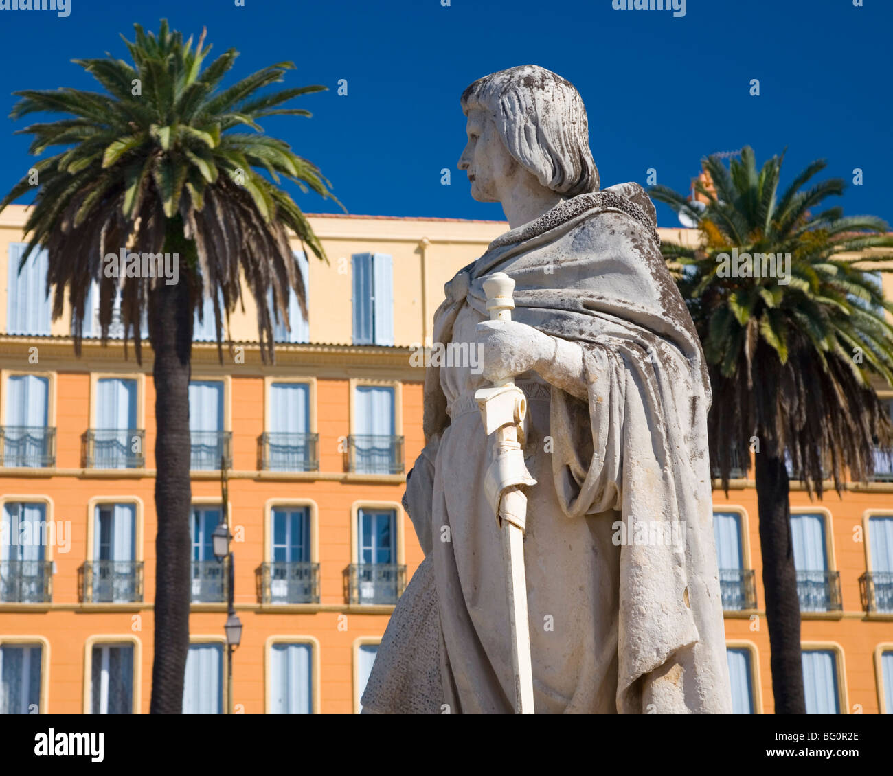 The regent quarter hi-res stock photography and images - Alamy