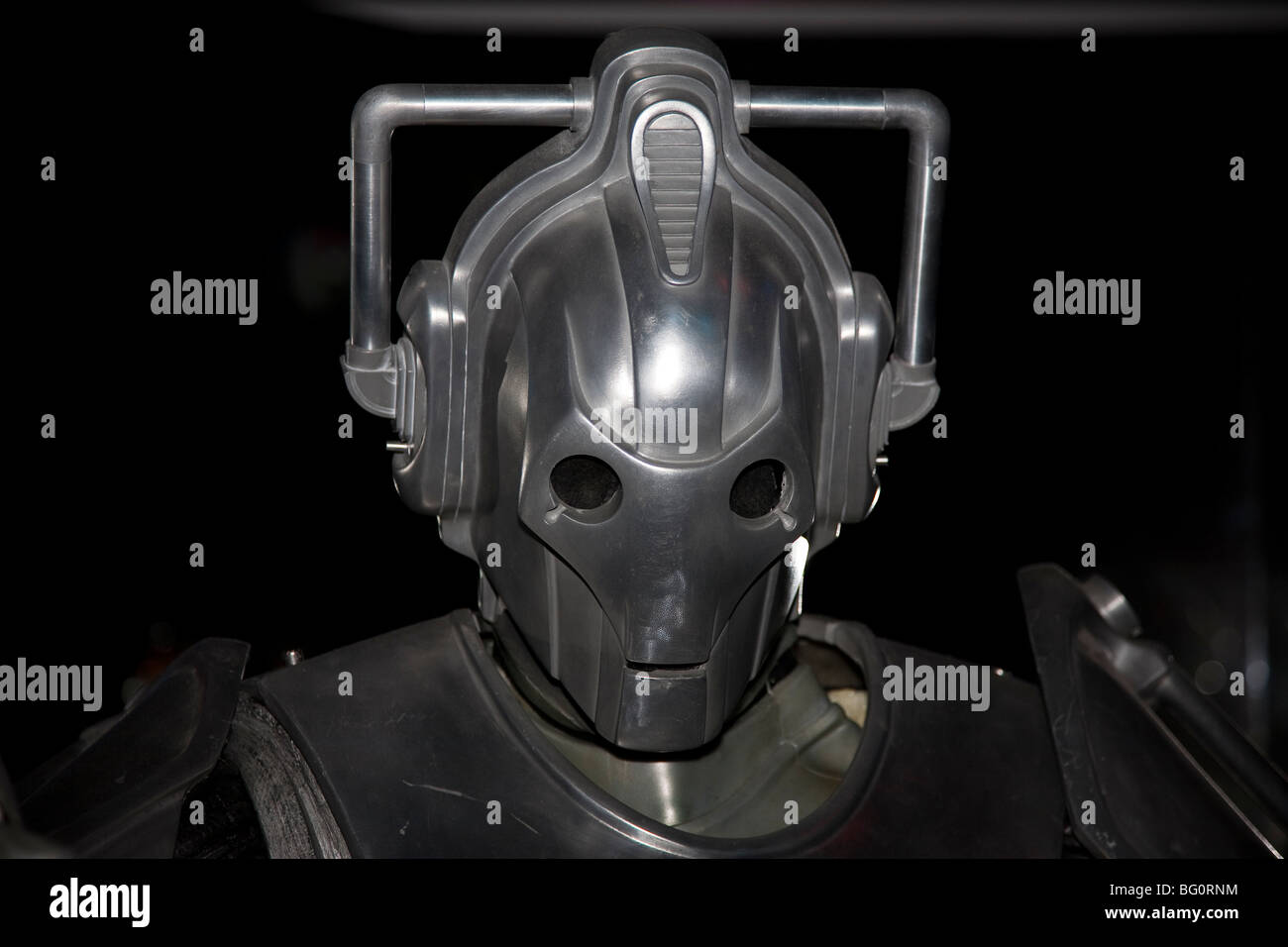 Cybermen hi-res stock photography and images - Alamy