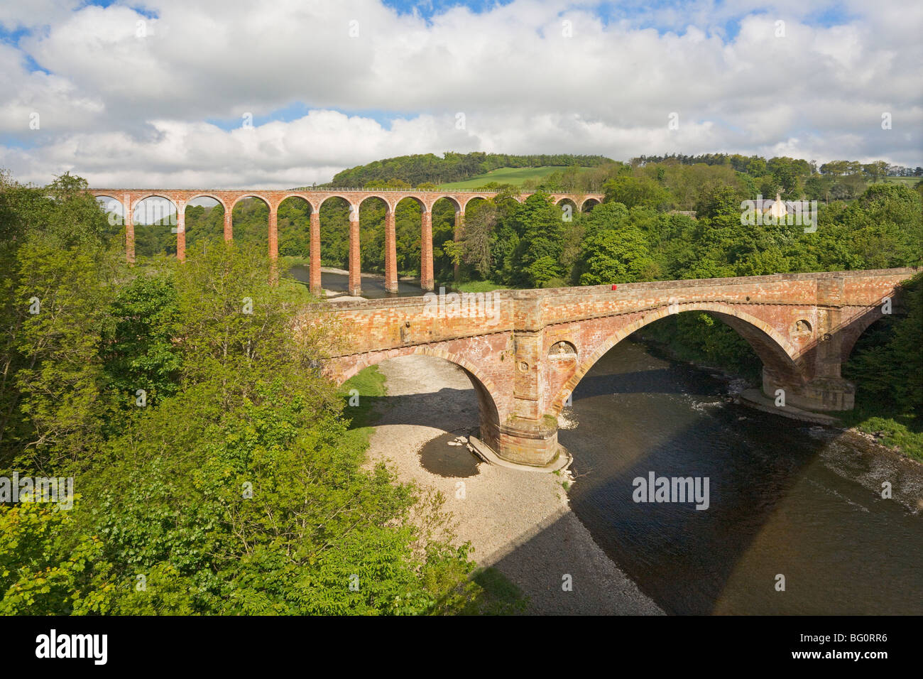 Leaderfoot Viaduct and Drygrange Bridge near Melrose Stock Photo - Alamy