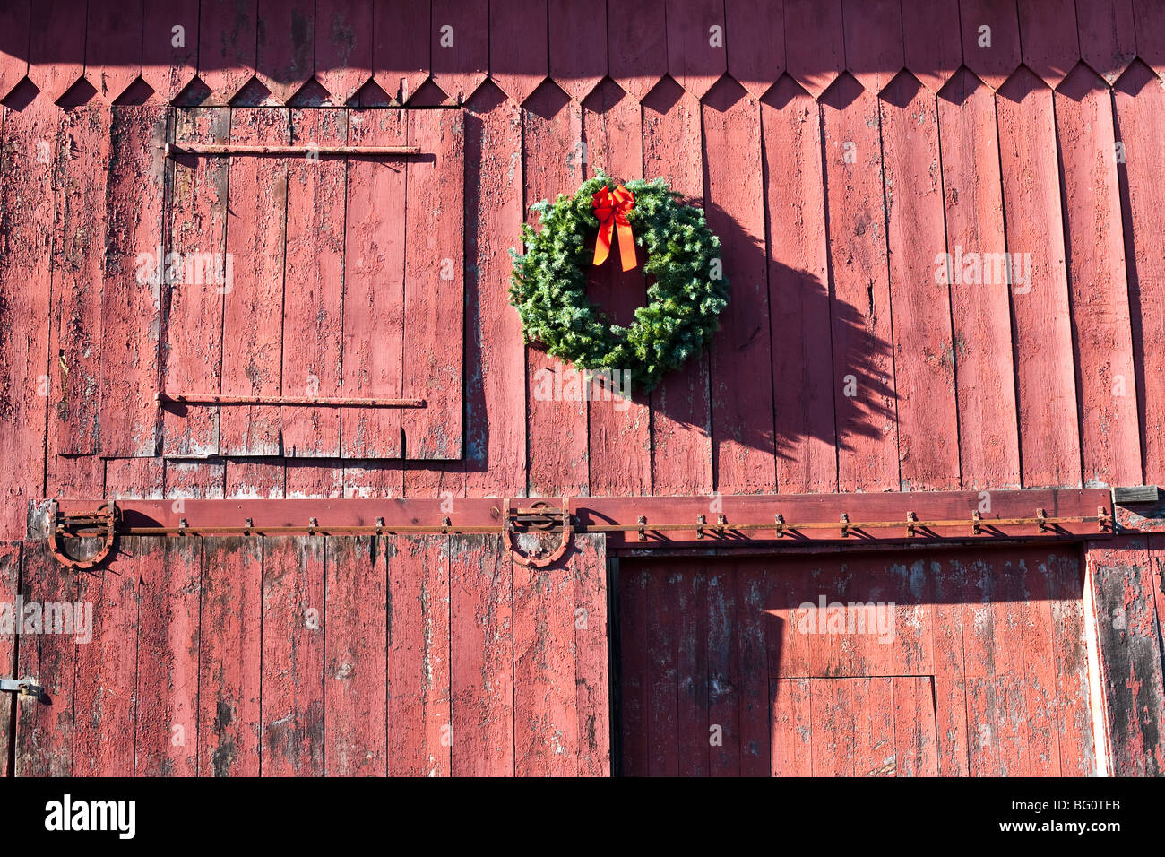 Classic red barn hi-res stock photography and images - Alamy