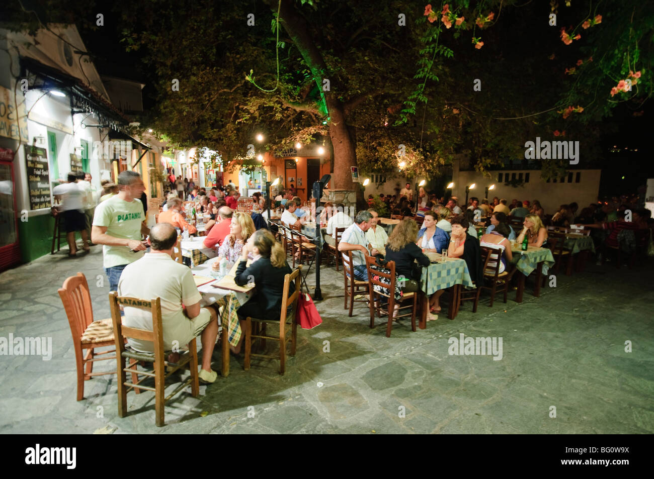 Taverna in Skopelos Town at night, Skopelos, Sporades Islands, Greek ...
