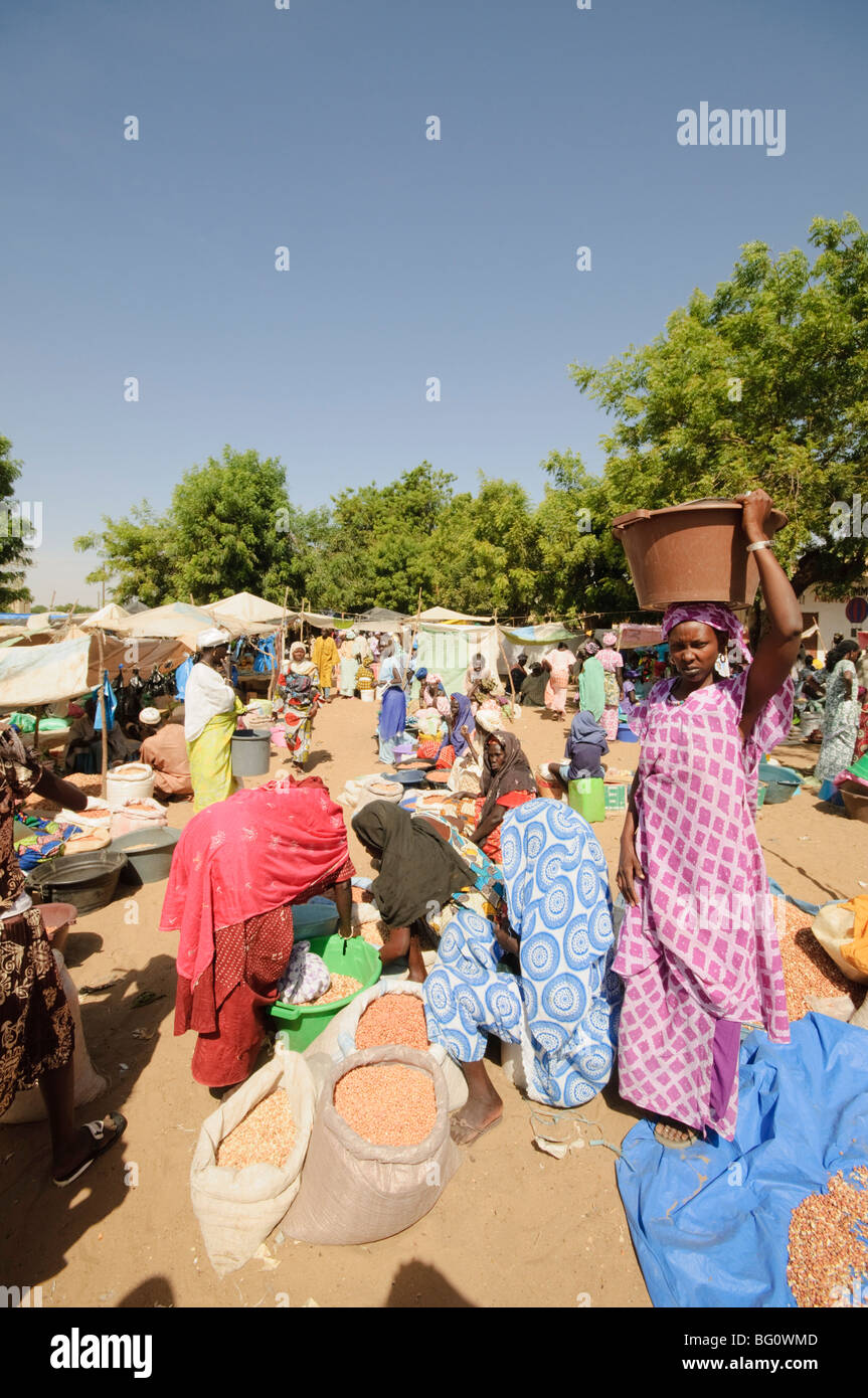 Senegal Food To Market High Resolution Stock Photography and Images - Alamy