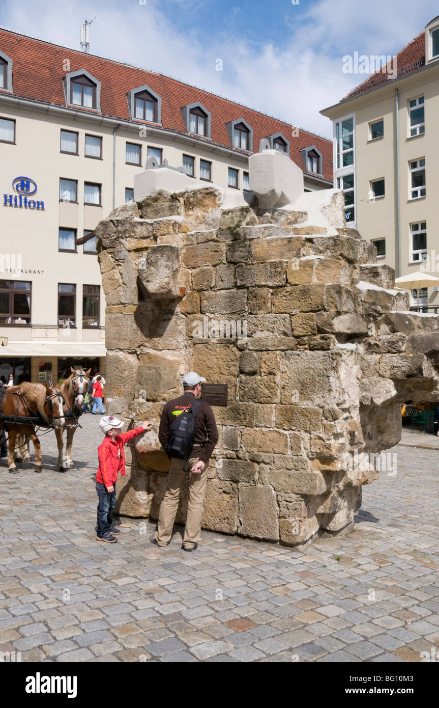 Dresden germany people hi-res stock photography and images - Alamy