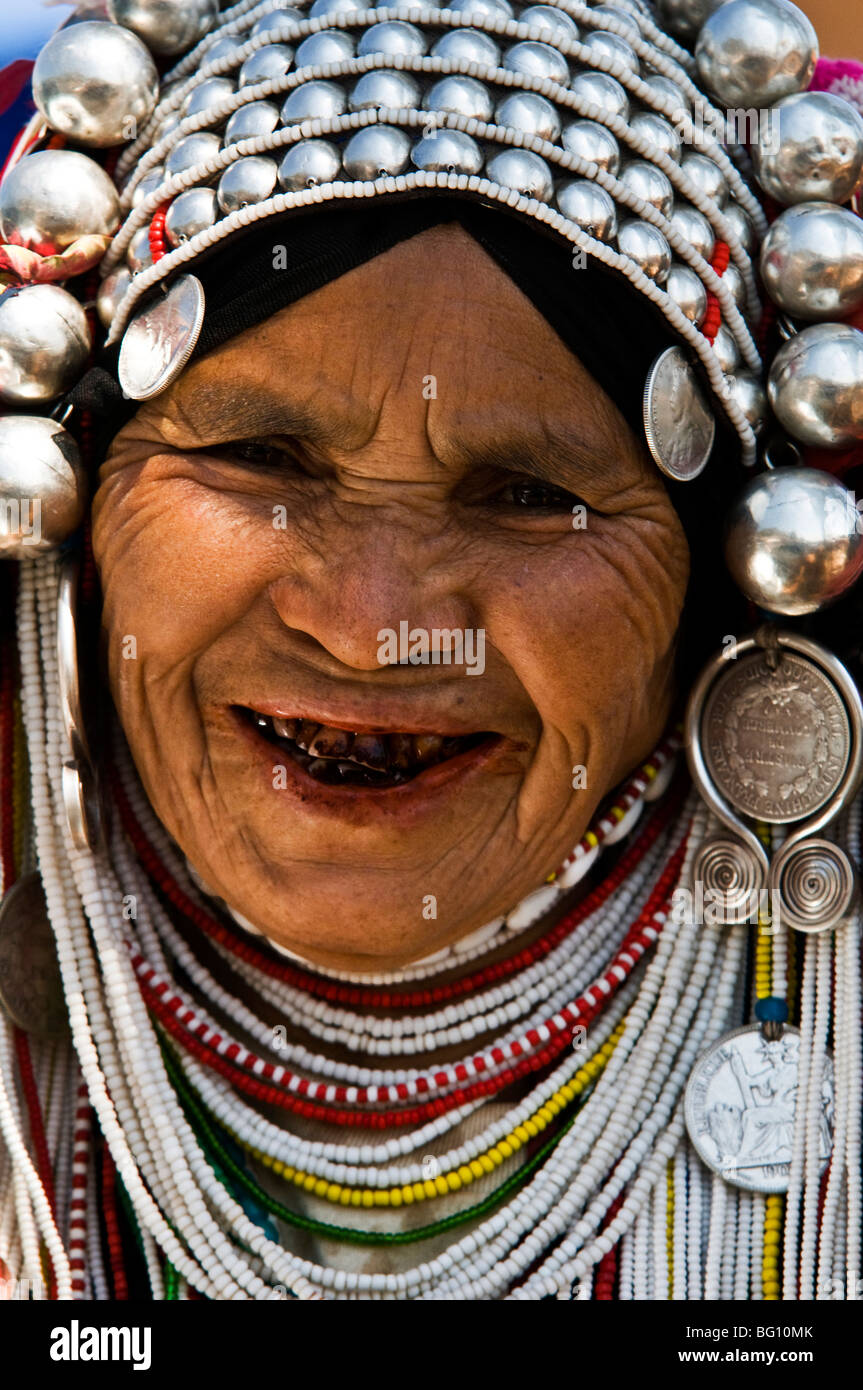 A smiling Akha woman Stock Photo - Alamy