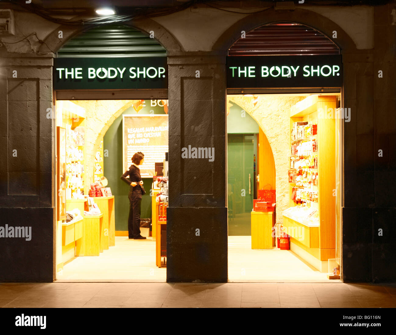 The Body Shop Entrance High Resolution Stock Photography and Images - Alamy