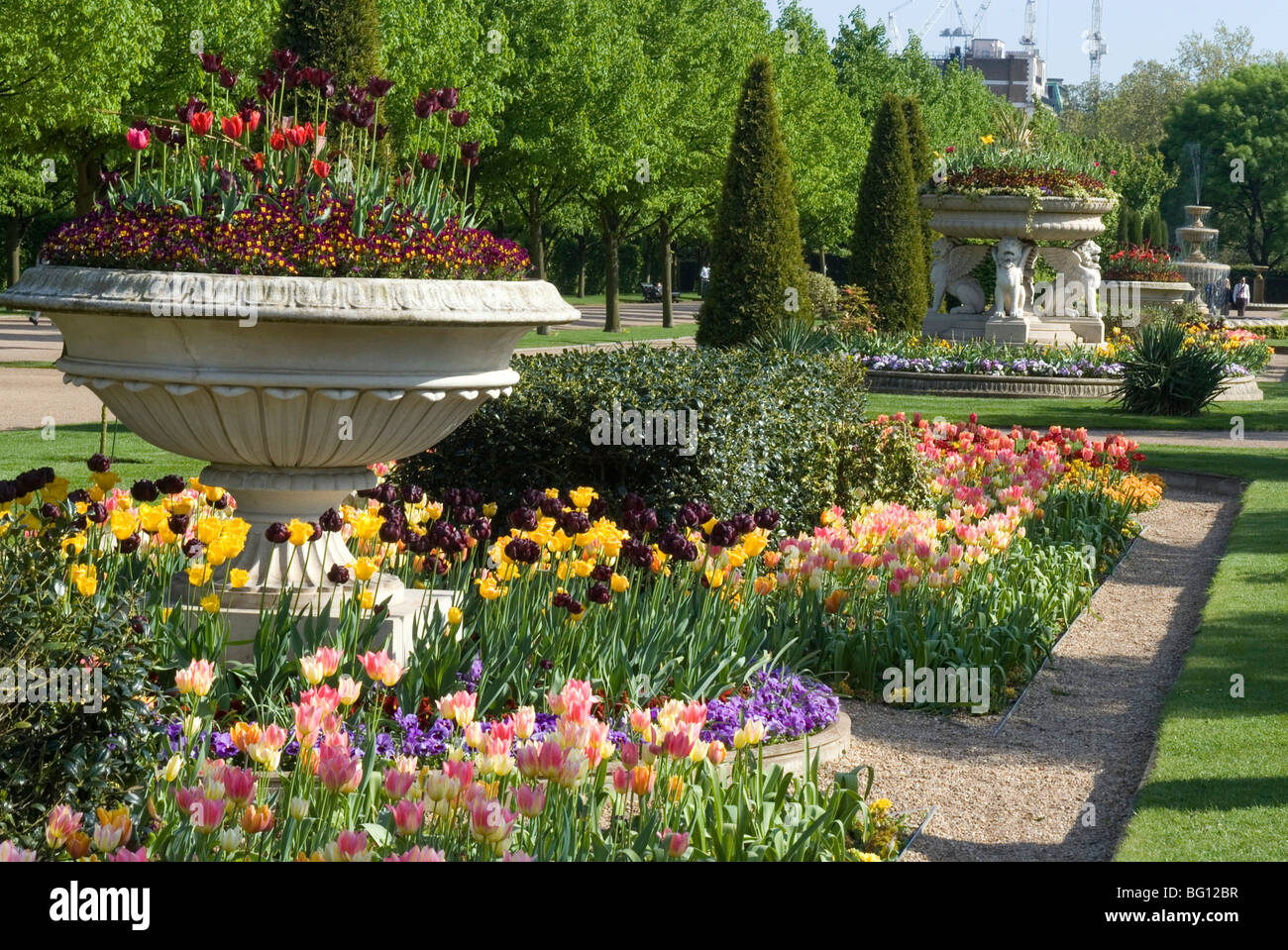 Avenue Gardens, Regent's Park, London, England, United Kingdom, Europe ...
