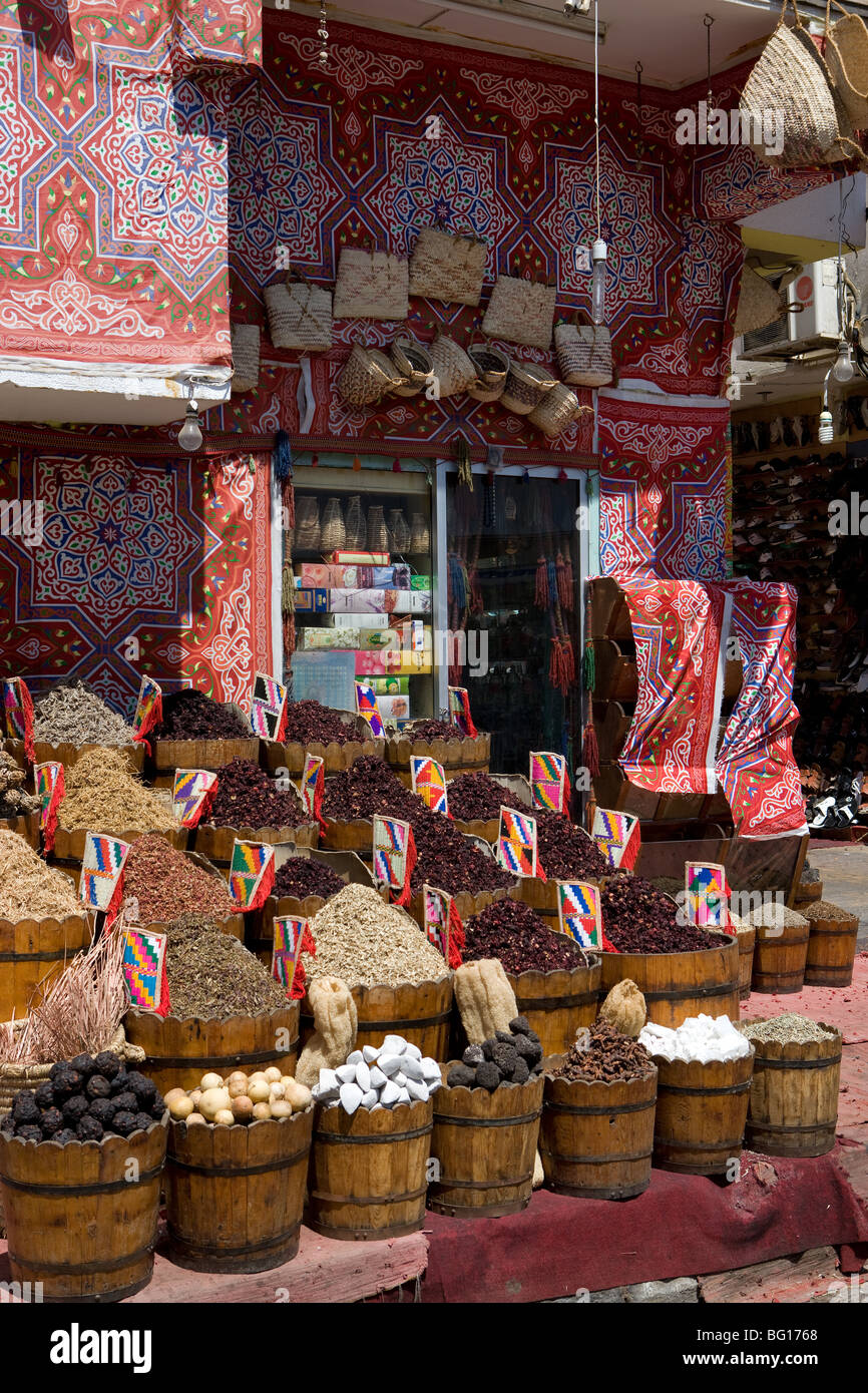 Egypt bazaar hi-res stock photography and images - Alamy