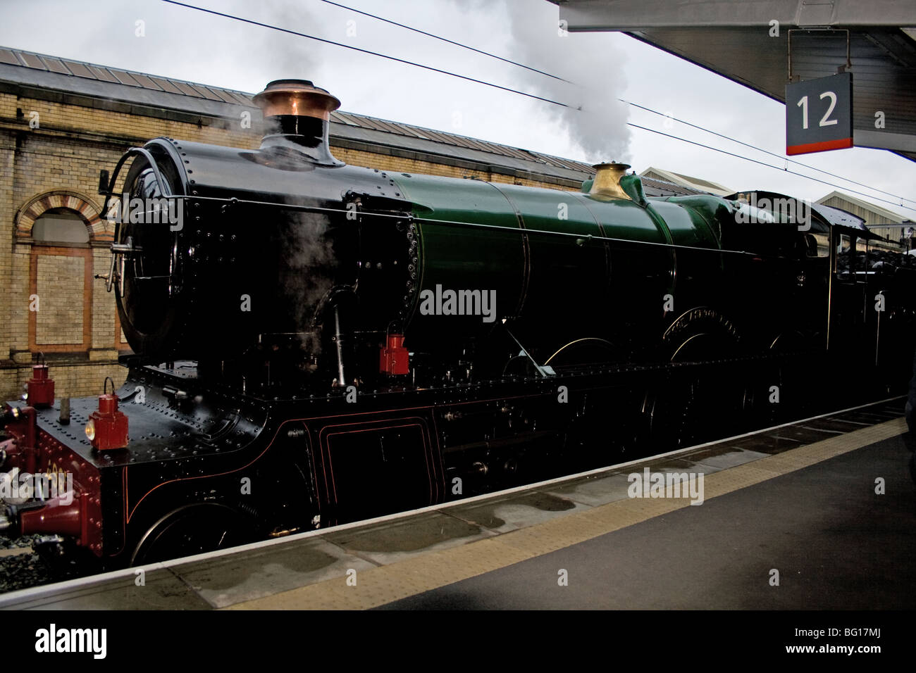 Great Western steam locomotive 'Rood Ashton Hall' standing at Crewe ...