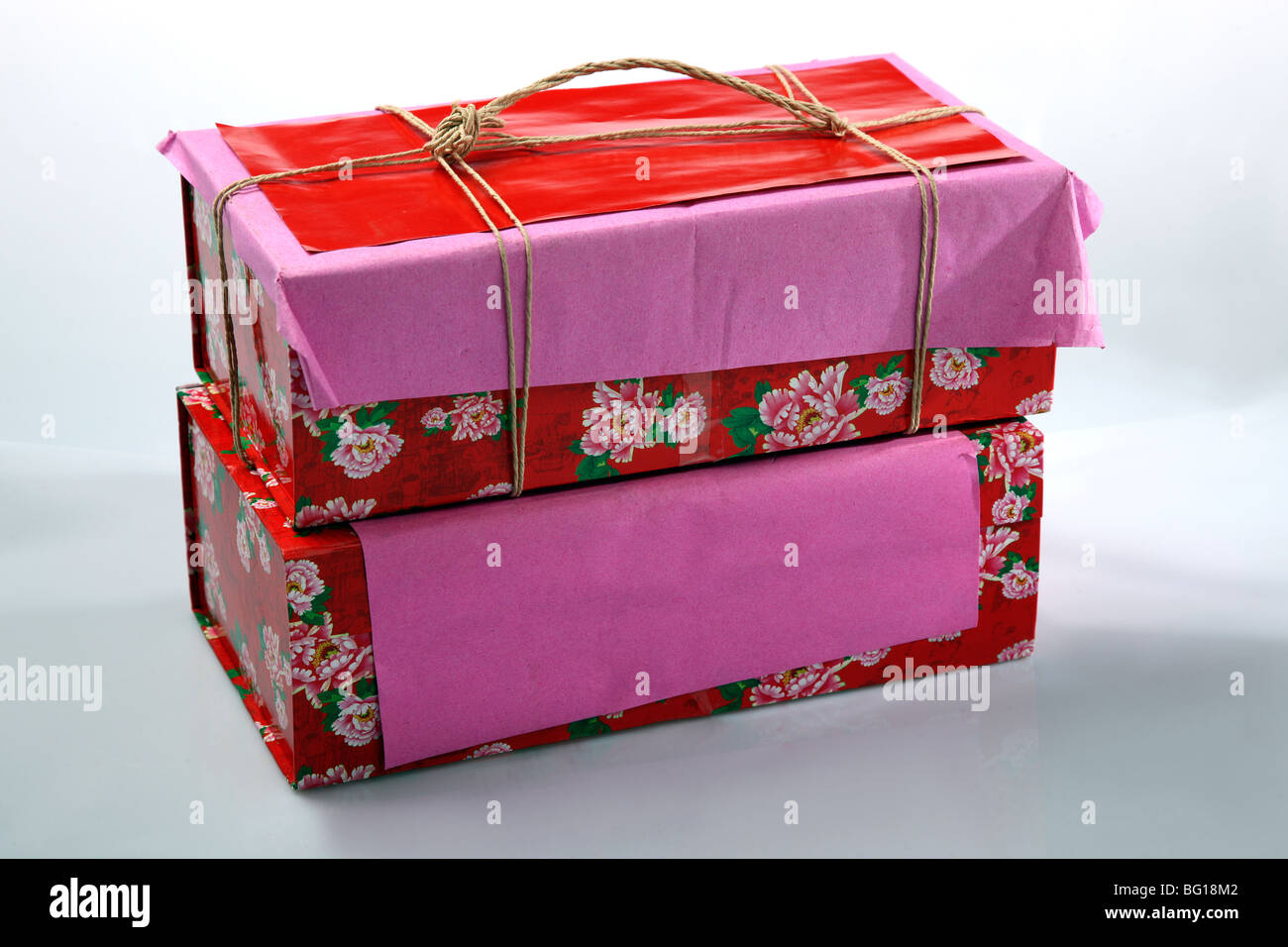 Ancient chinese food container hi-res stock photography and images - Alamy