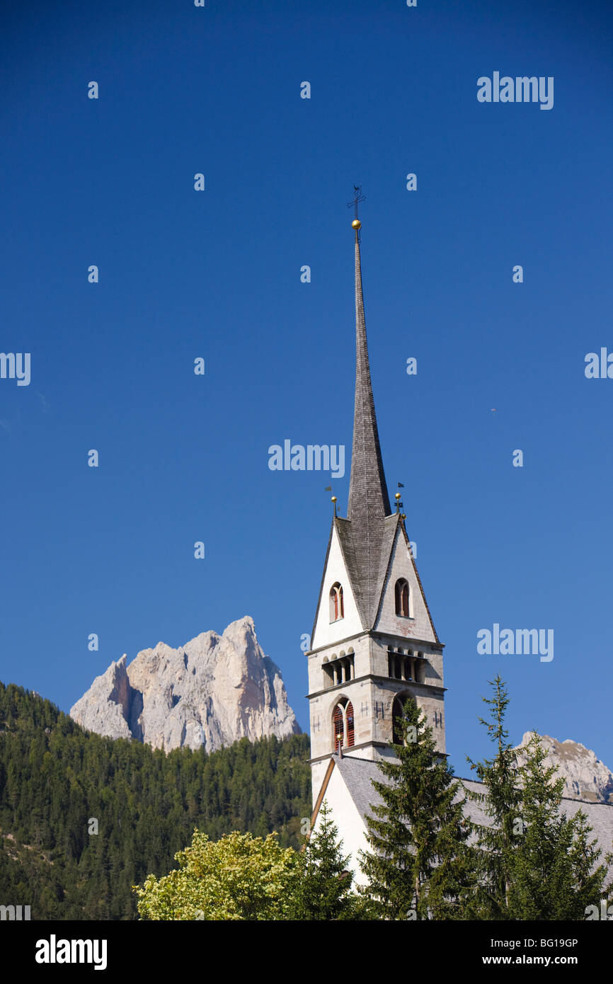 Alpine church hi-res stock photography and images - Alamy