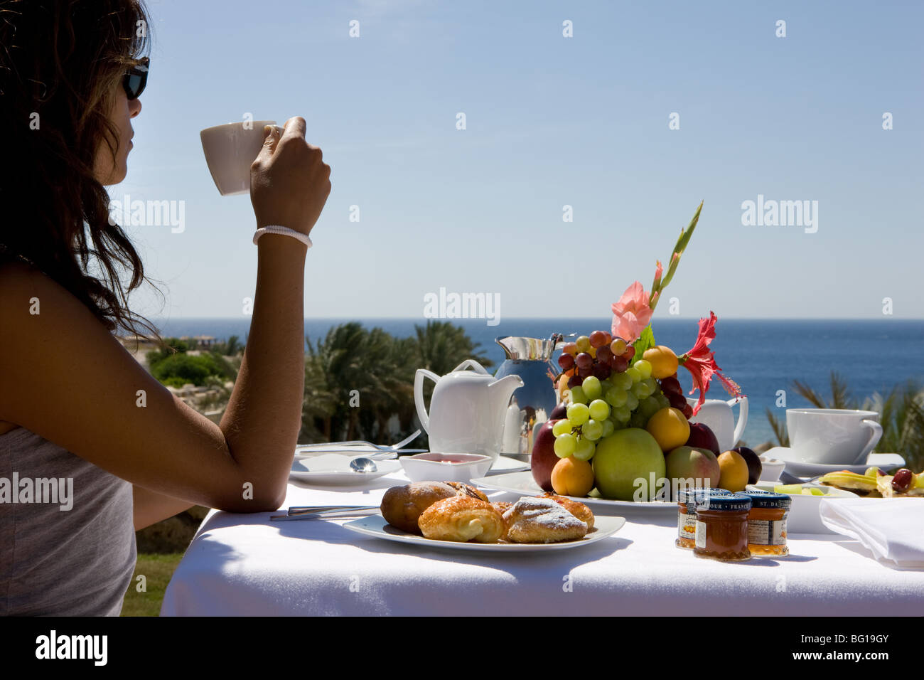 Egypt girl hi-res stock photography and images - Alamy