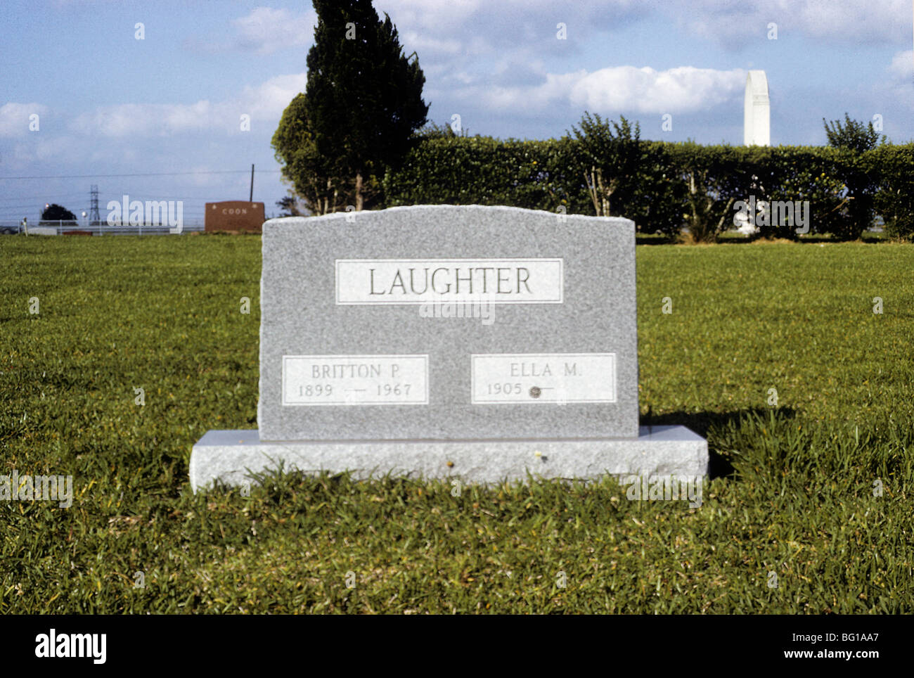 A tombstone grave marker in Houston, Texas Stock Photo - Alamy