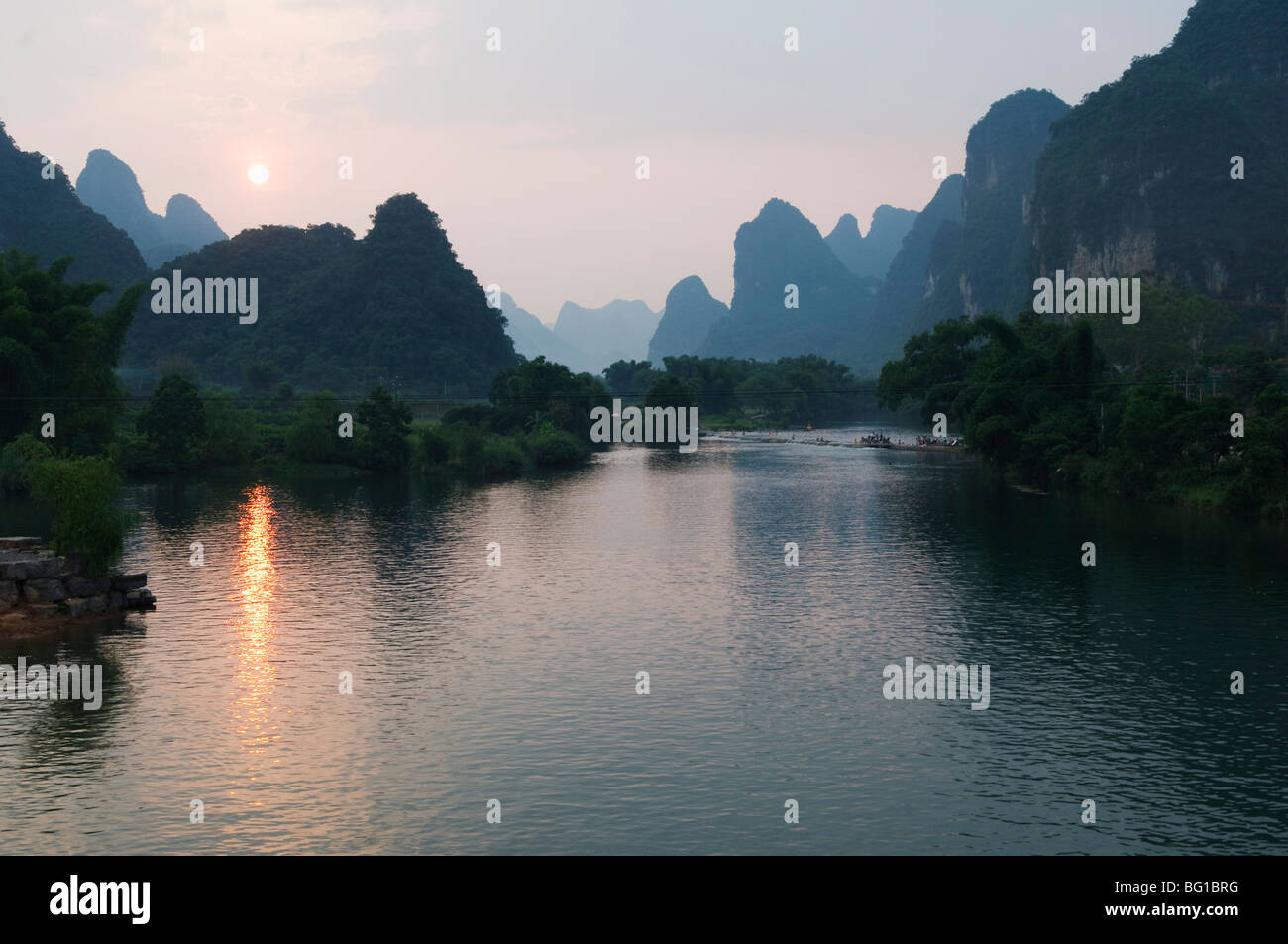 Guilin karst limestone hi-res stock photography and images - Alamy