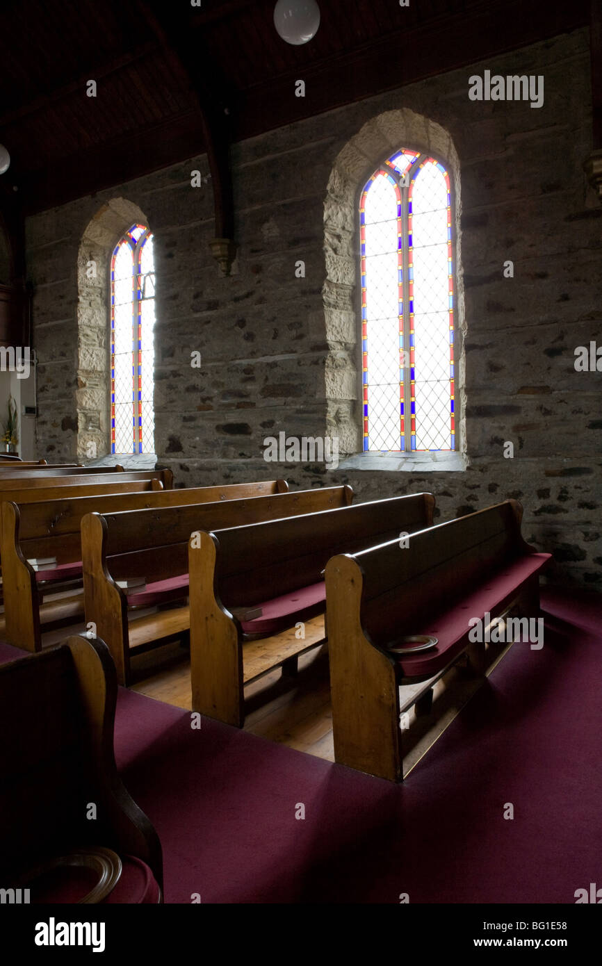 Church of scotland interior hi-res stock photography and images - Alamy