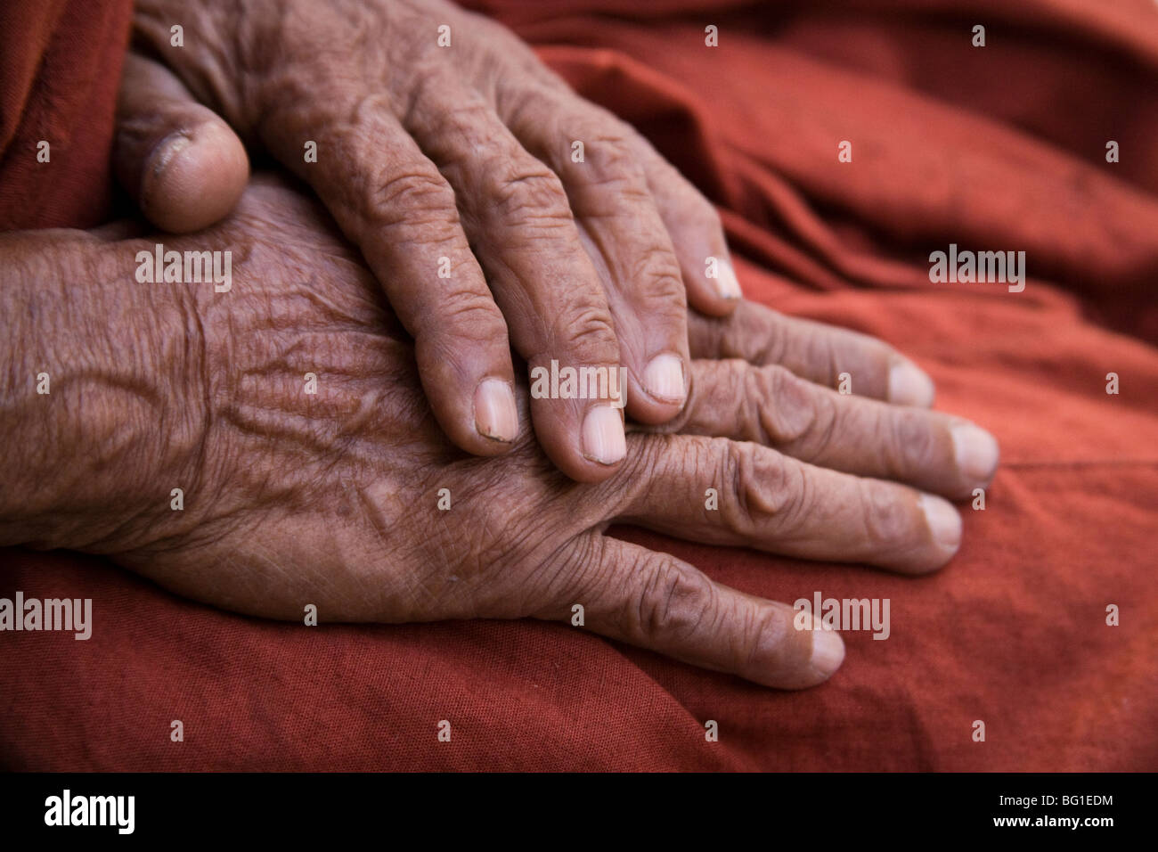 Monk hand in the Shwedagon Pagoda in Rangoon Stock Photo - Alamy