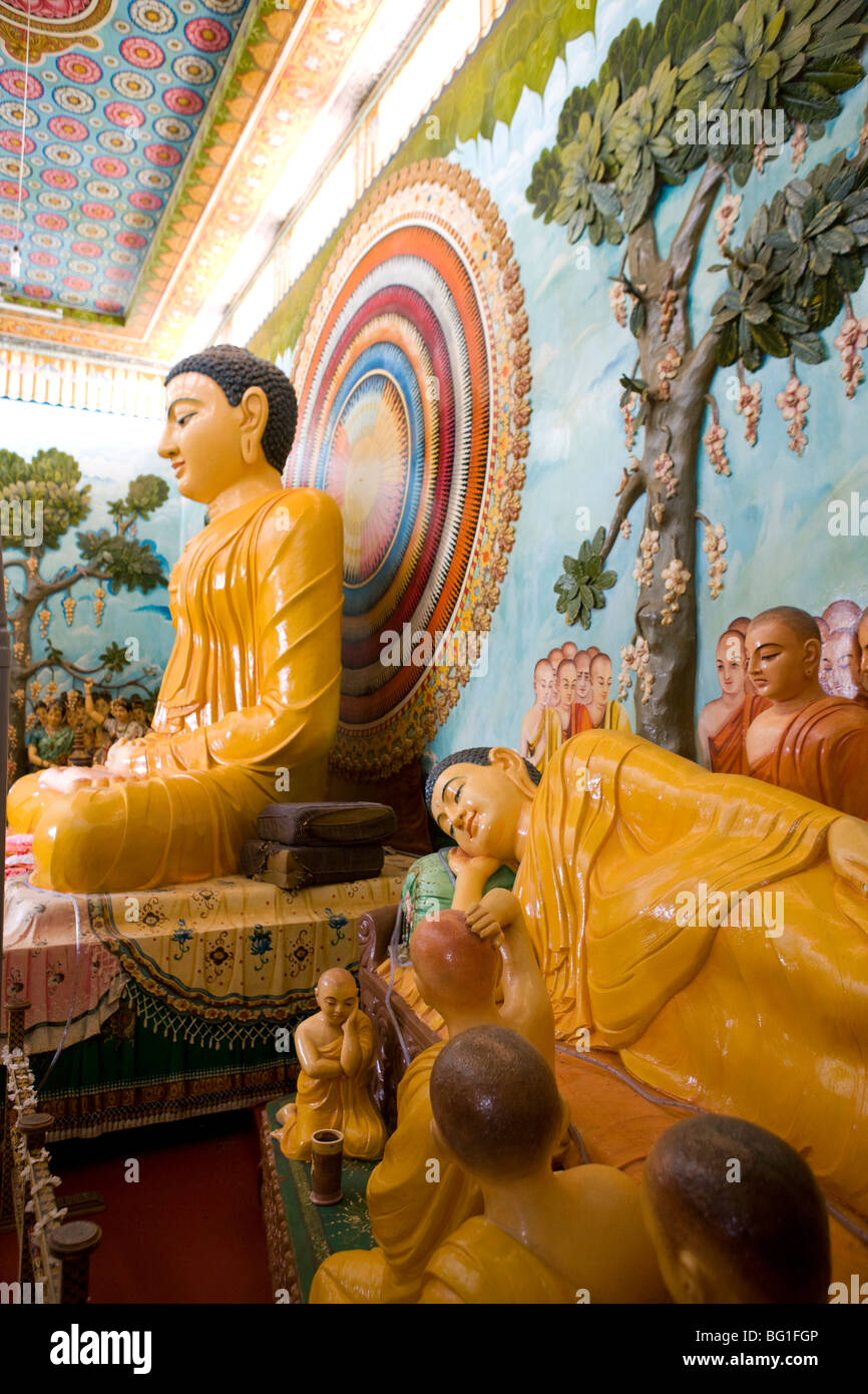 Gangarama Maha Vihara Temple, Hikkaduwa, Sri Lanka Stock Photo - Alamy
