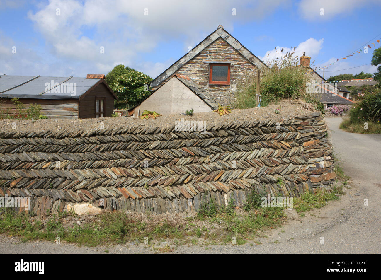 Stone hedges in cornwall hi-res stock photography and images - Alamy
