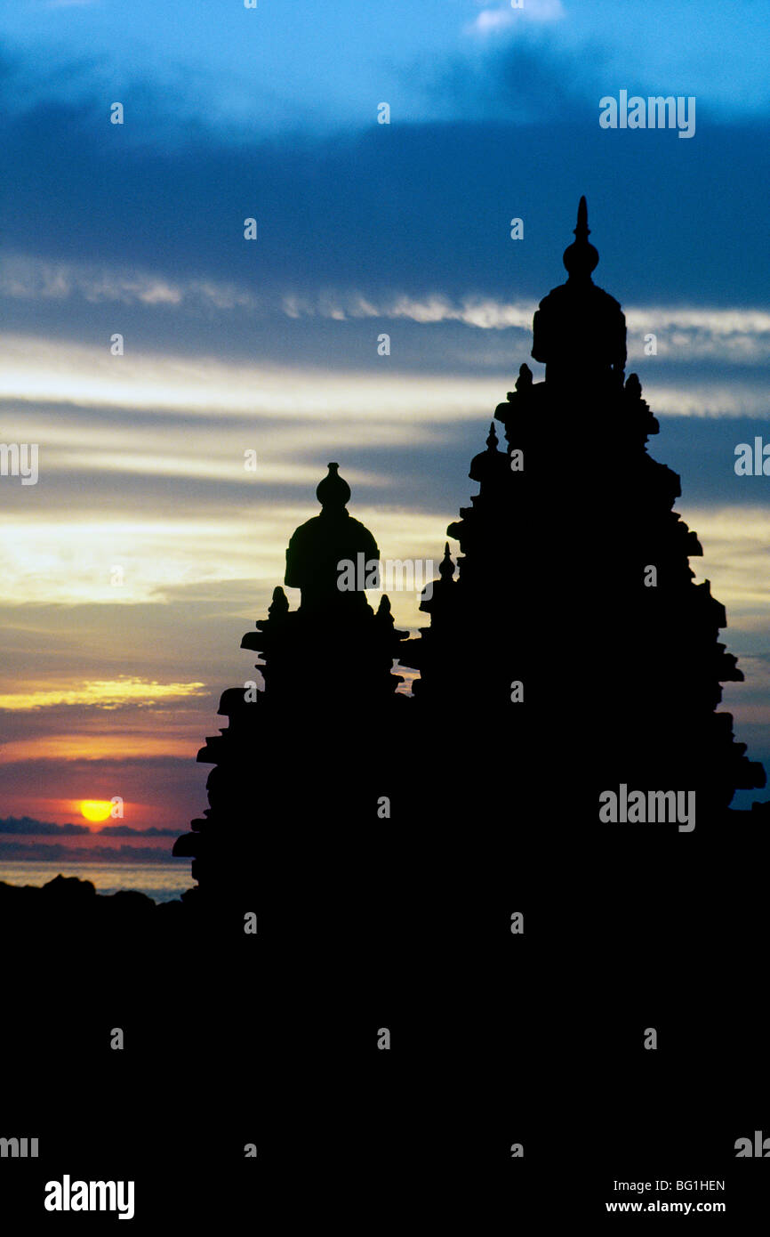 Temple mahabalipuram sunrise hi-res stock photography and images - Alamy