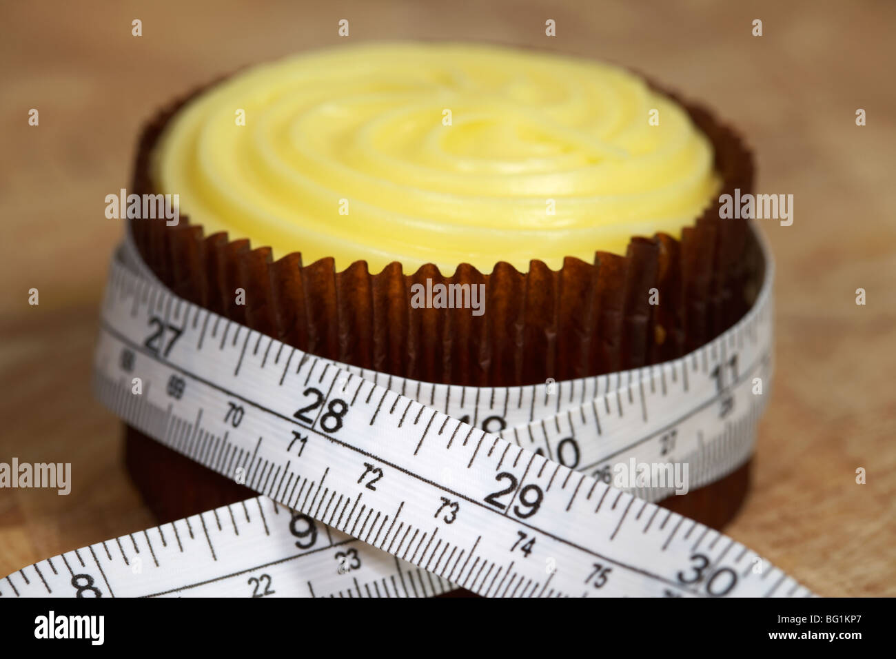 Cup cake tape measure hi-res stock photography and images - Alamy