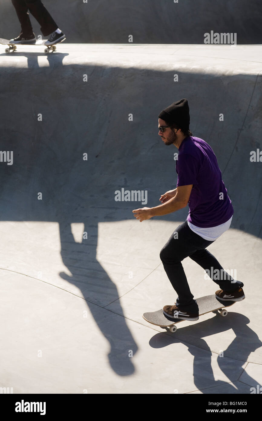 Skateboard park and beach hi-res stock photography and images - Alamy
