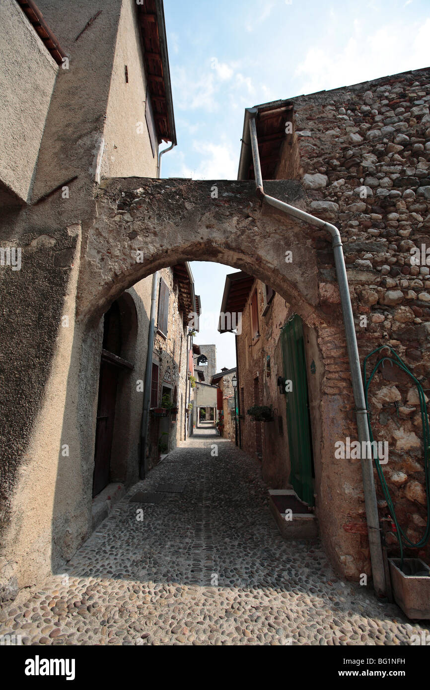 Padenghe castle hi-res stock photography and images - Alamy